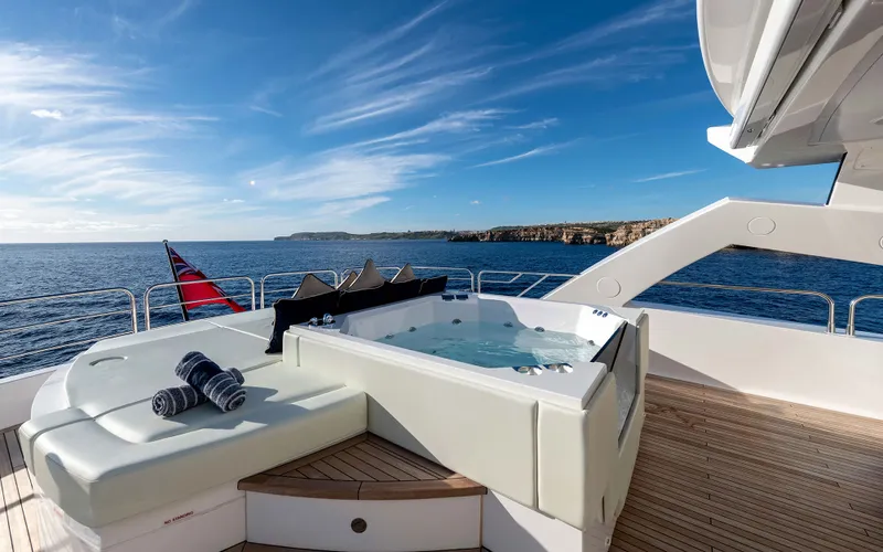 ANYA yacht for charter (Sunseeker, 40.05m, 2015)